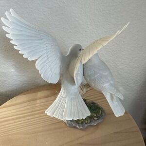 Maruri USA Studio Designs | Art | Vintage 987 Maruri Usa Doves Wings Of ...